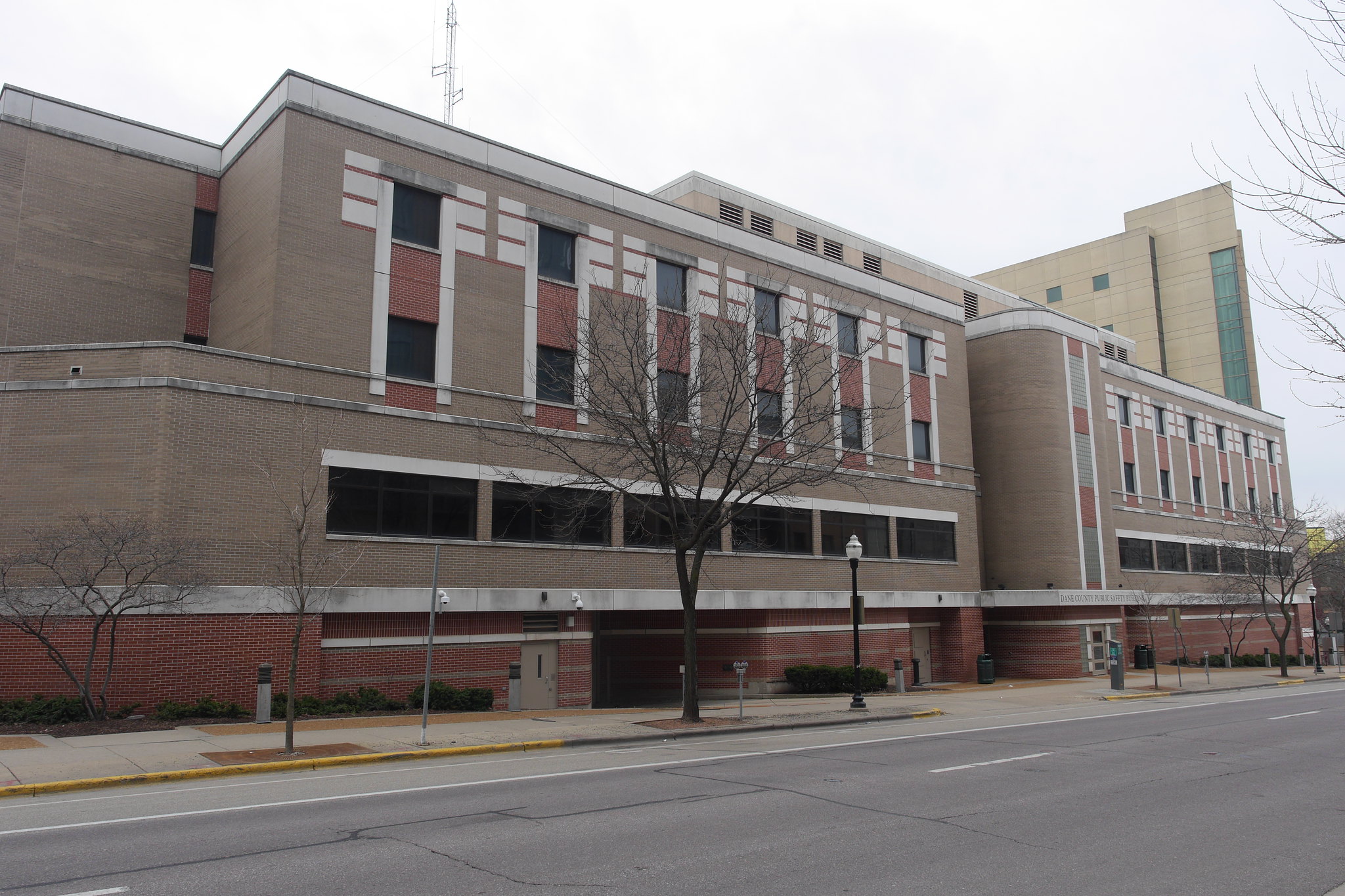 Plans for new county jail move ahead despite pandemic - WORT-FM 89.9