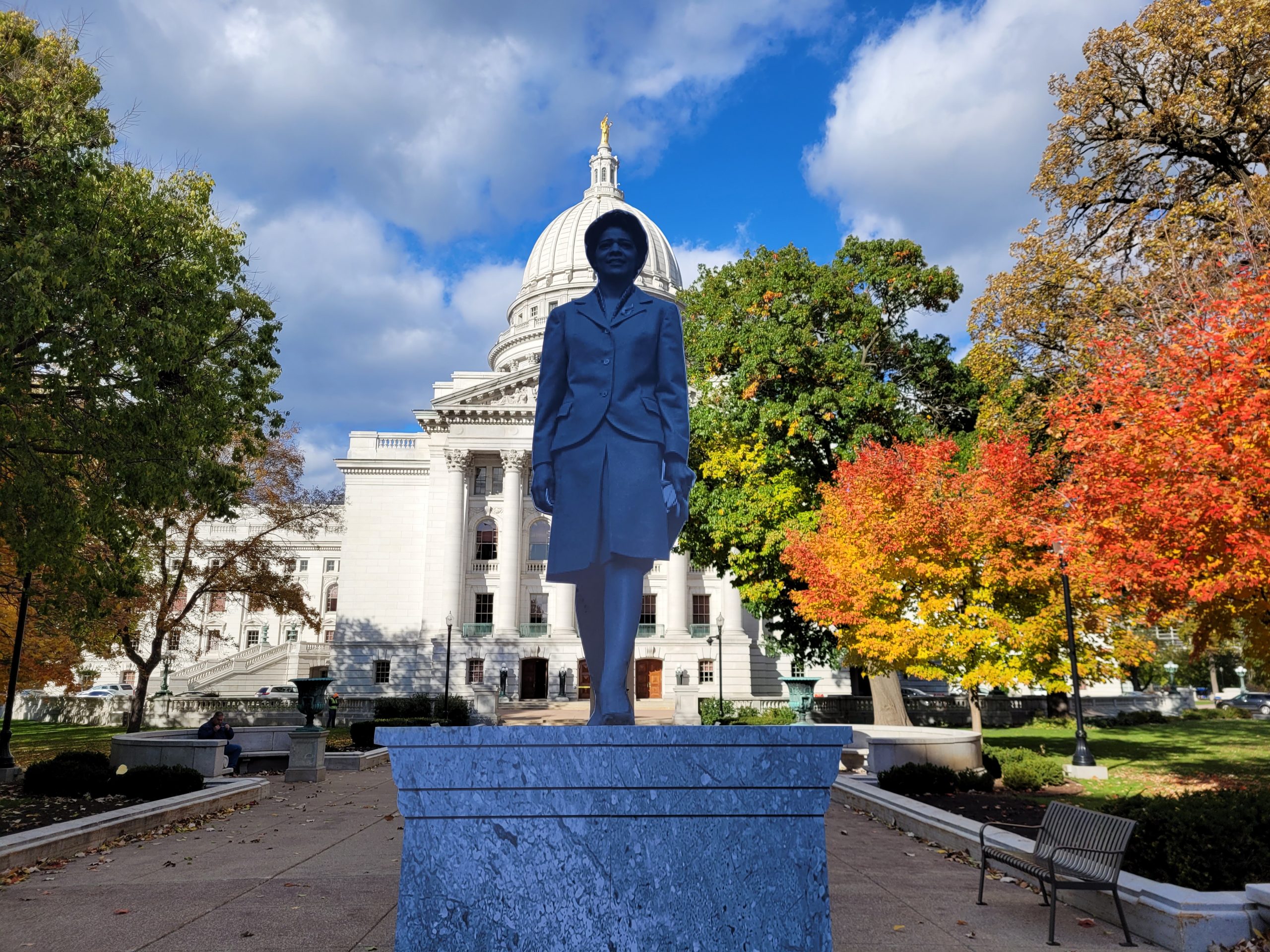 Capitol residence board gives final approval to Vel Phillips statue ...