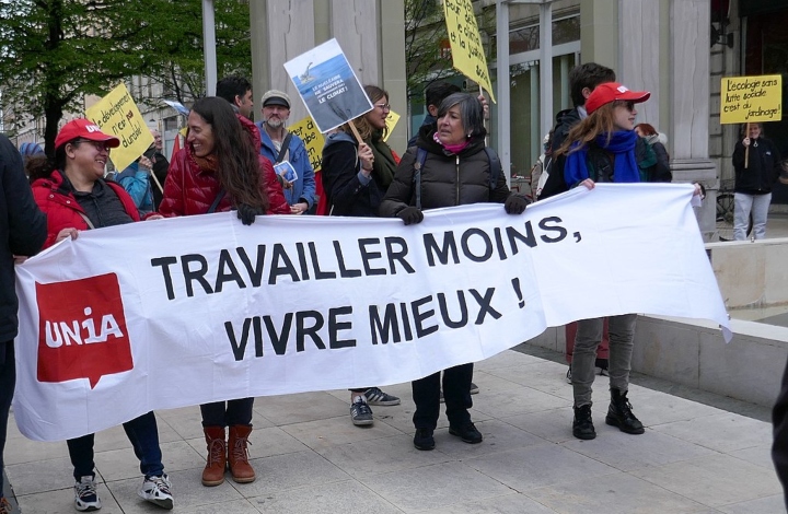 The French Working Class is Fed Up, Too - WORT-FM 89.9