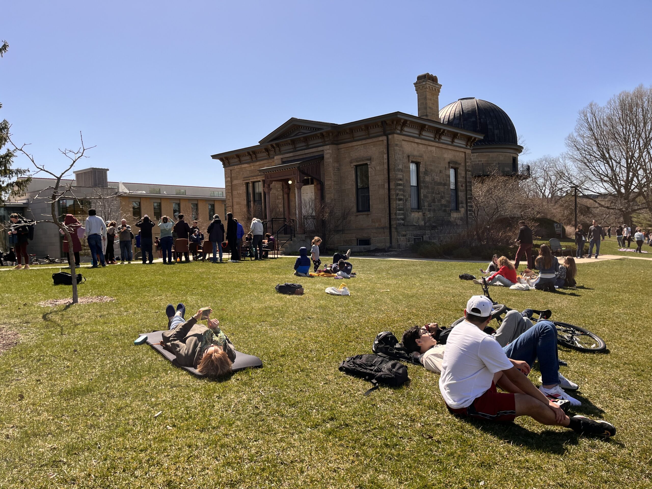 Madison Joins the Nationwide Solar Eclipse Fervor - WORT-FM 89.9