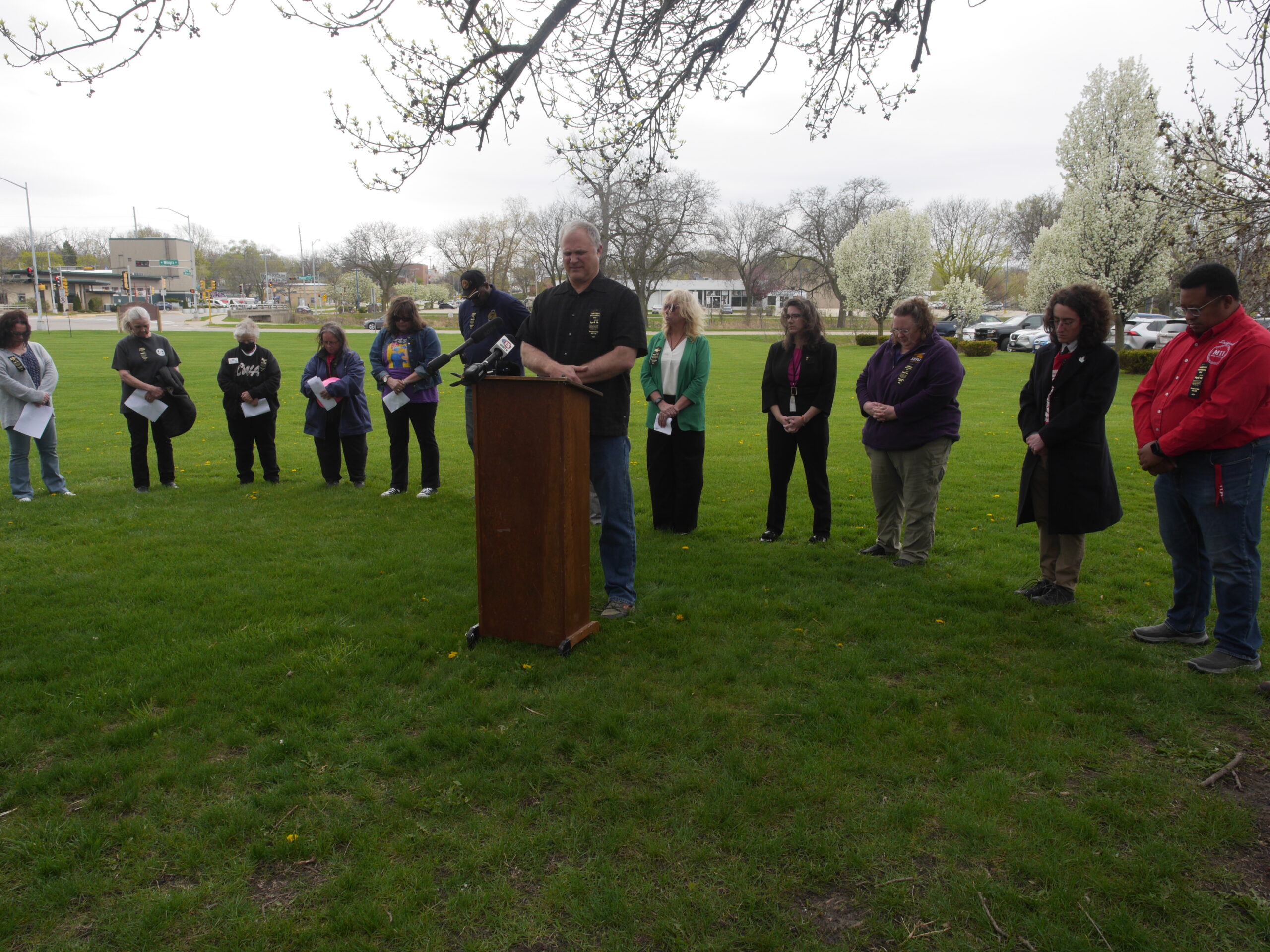 Workers Memorial Day gathering remembers fallen, talks future fight ...