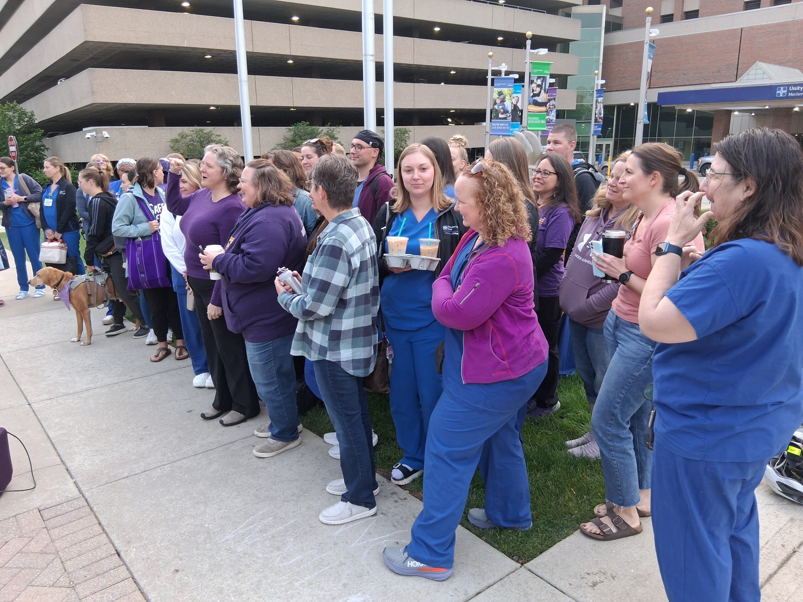 Meriter nurses celebrate new contract, end strike - WORT-FM 89.9